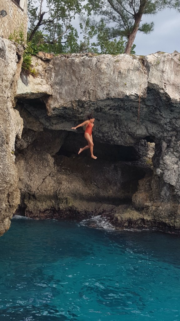 7 Ways to Explore Negril, Jamaica – Cassondra Wanders